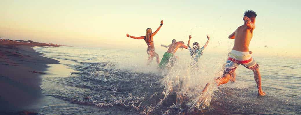 4 Strategies to Save for Spring Break | Farm Bureau Financial Services