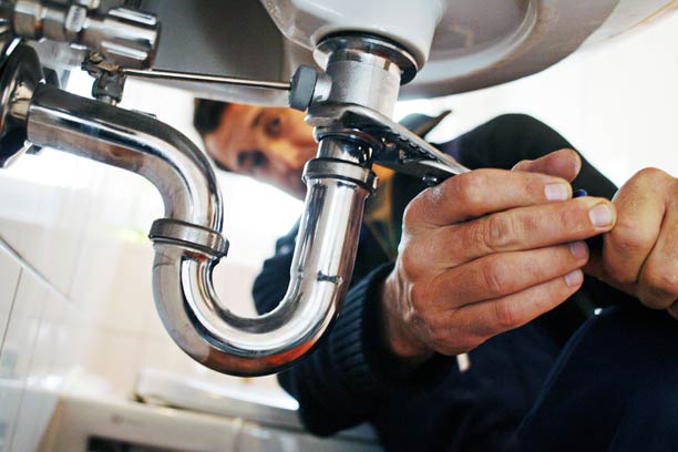 Questions to Ask a Plumber Before You Hire Them | Farm Bureau Financial ...