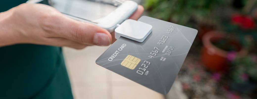 5 Benefits of Mobile Card Readers for Small Businesses | Farm Bureau ...