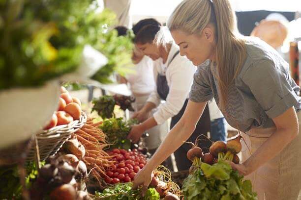 How to Start Selling at a Farmers Market | Farm Bureau Financial Services